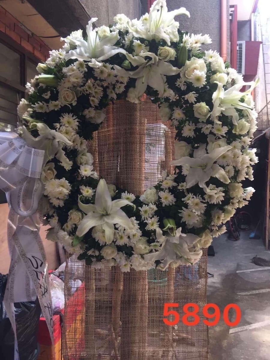 Infinity Condolence Flowers | Funeral Flower Delivery – Floristella